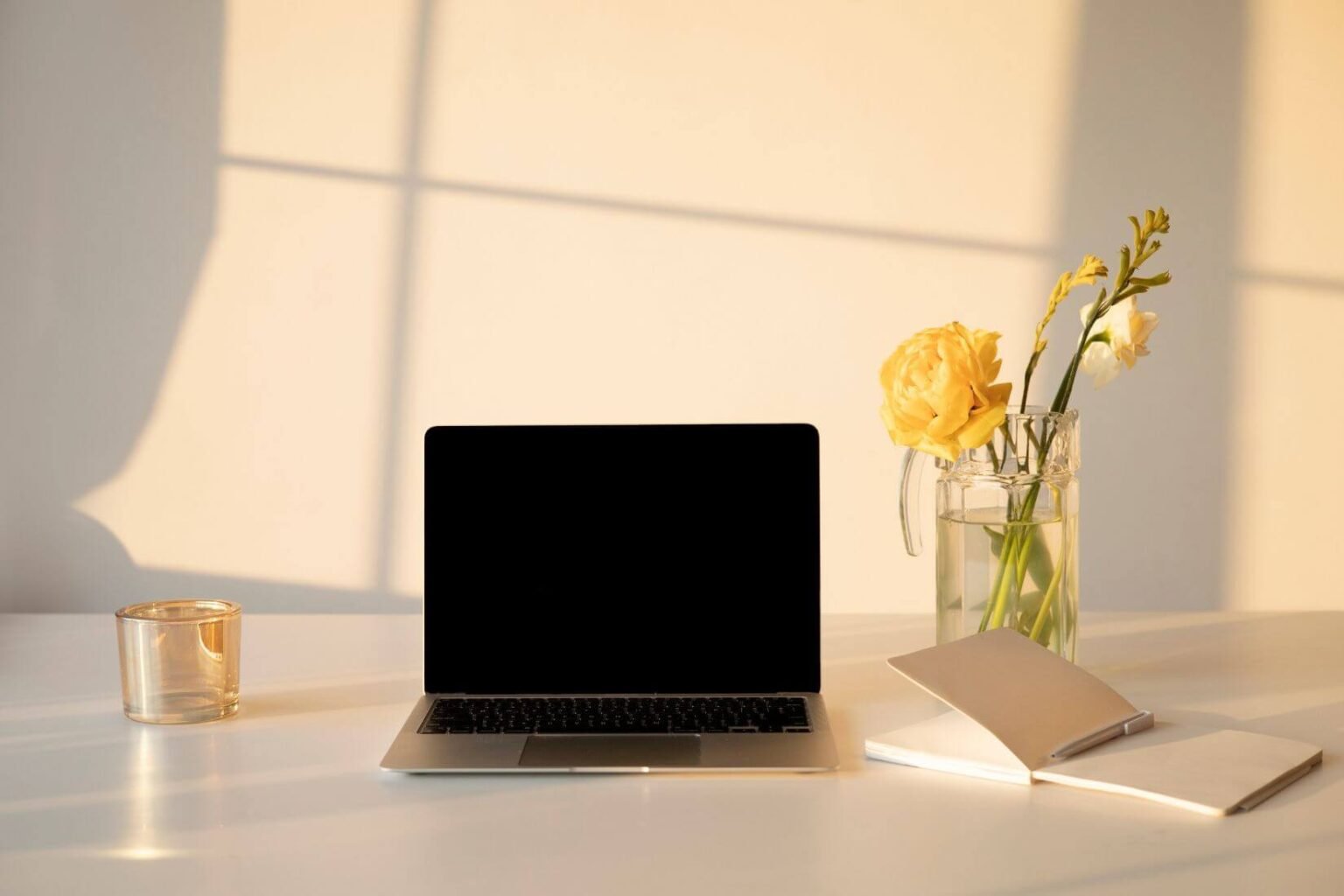 75 Journal Prompts to Understand Your Emotions