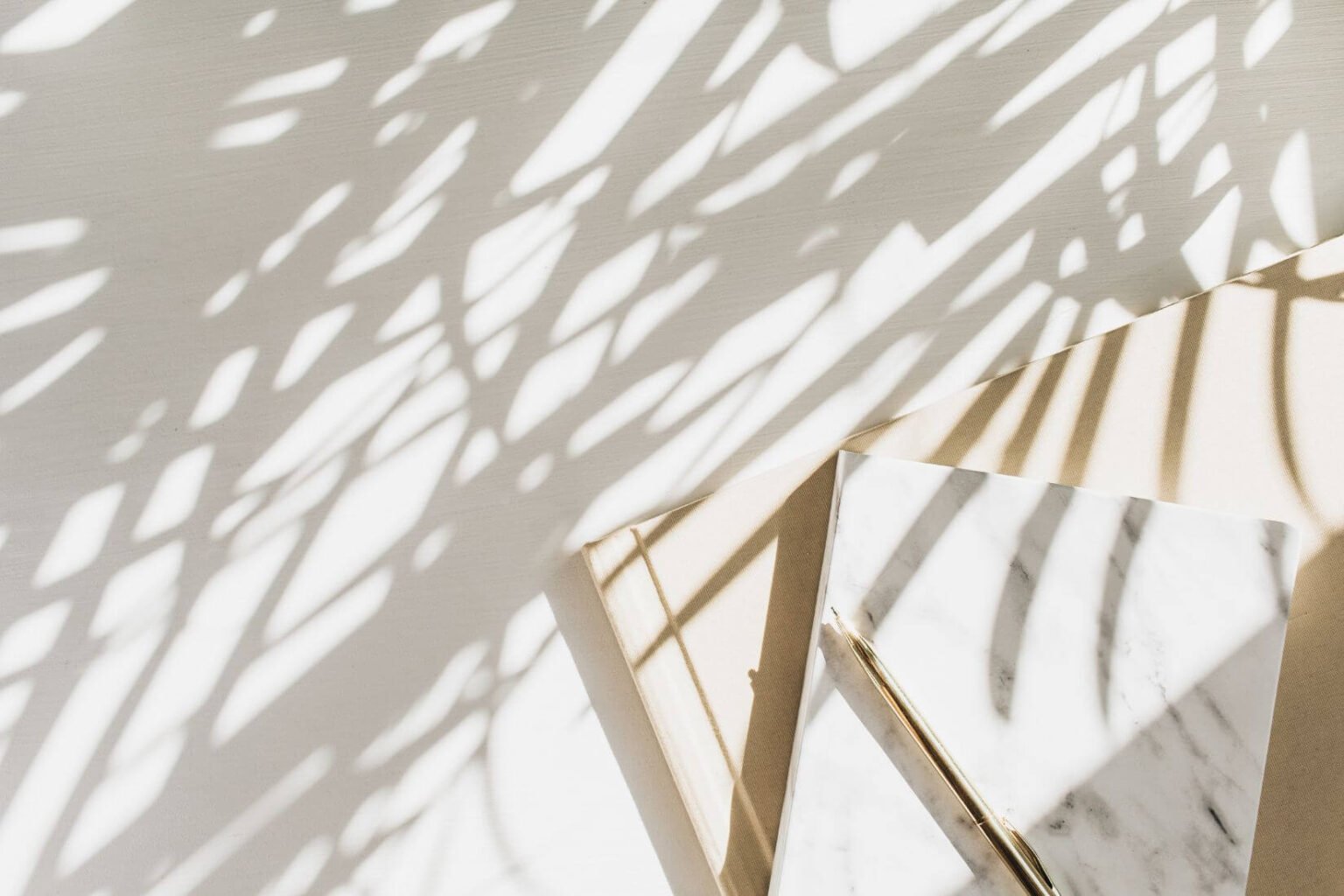 75 Journal Prompts to Understand Your Emotions